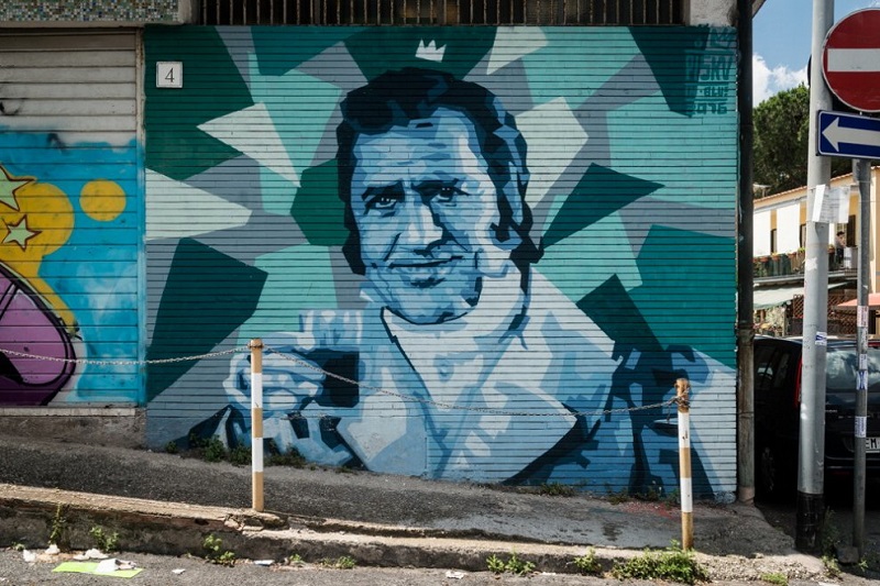 "Pinacci Nostri" la street art che svela la storia di Pineta Sacchetti ...