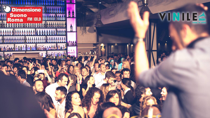 Dimensione Suono Roma 90’s Party al Vinile